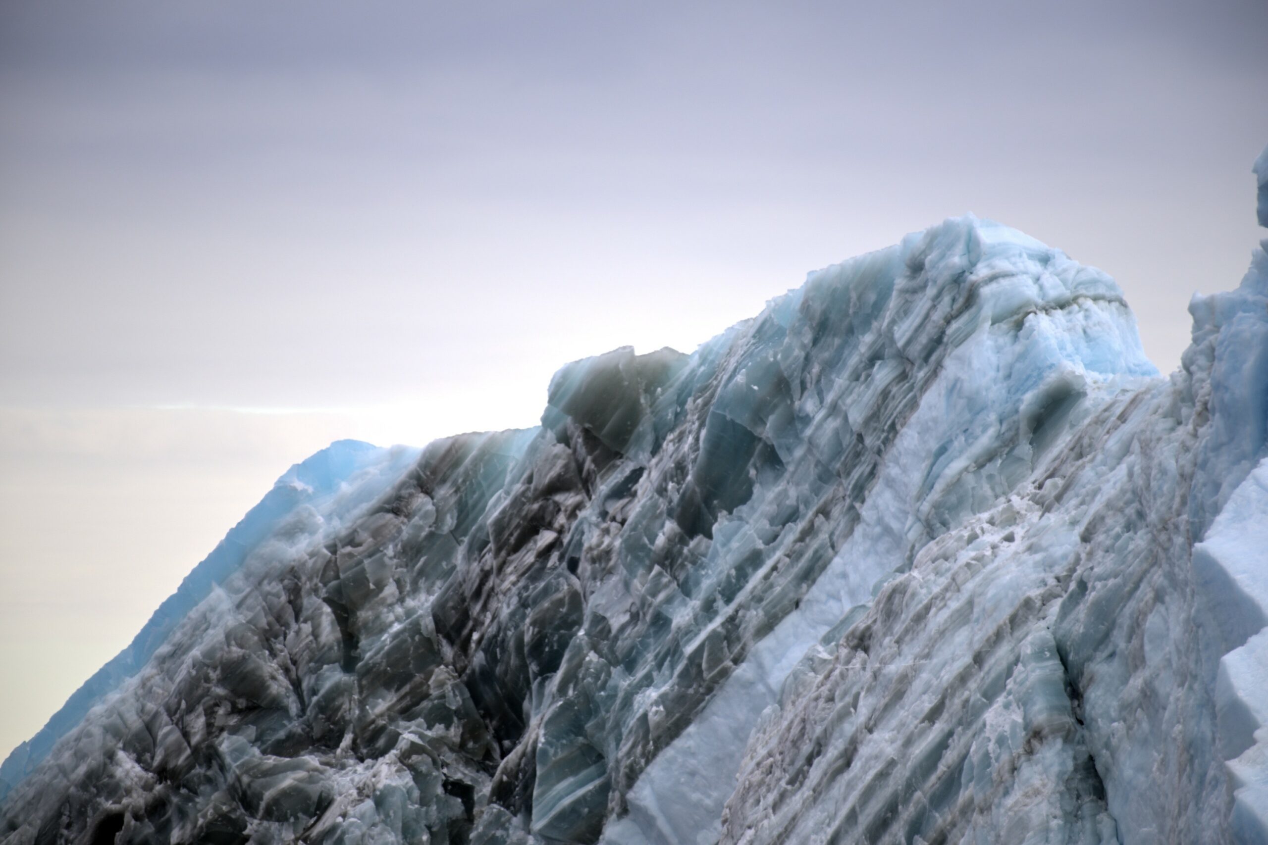Mysteries of colourful icebergs - ACEAS
